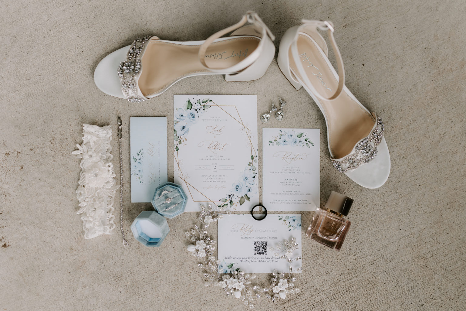 Leah & Bobby | Twelve29 Lannon, WI September Wedding ...