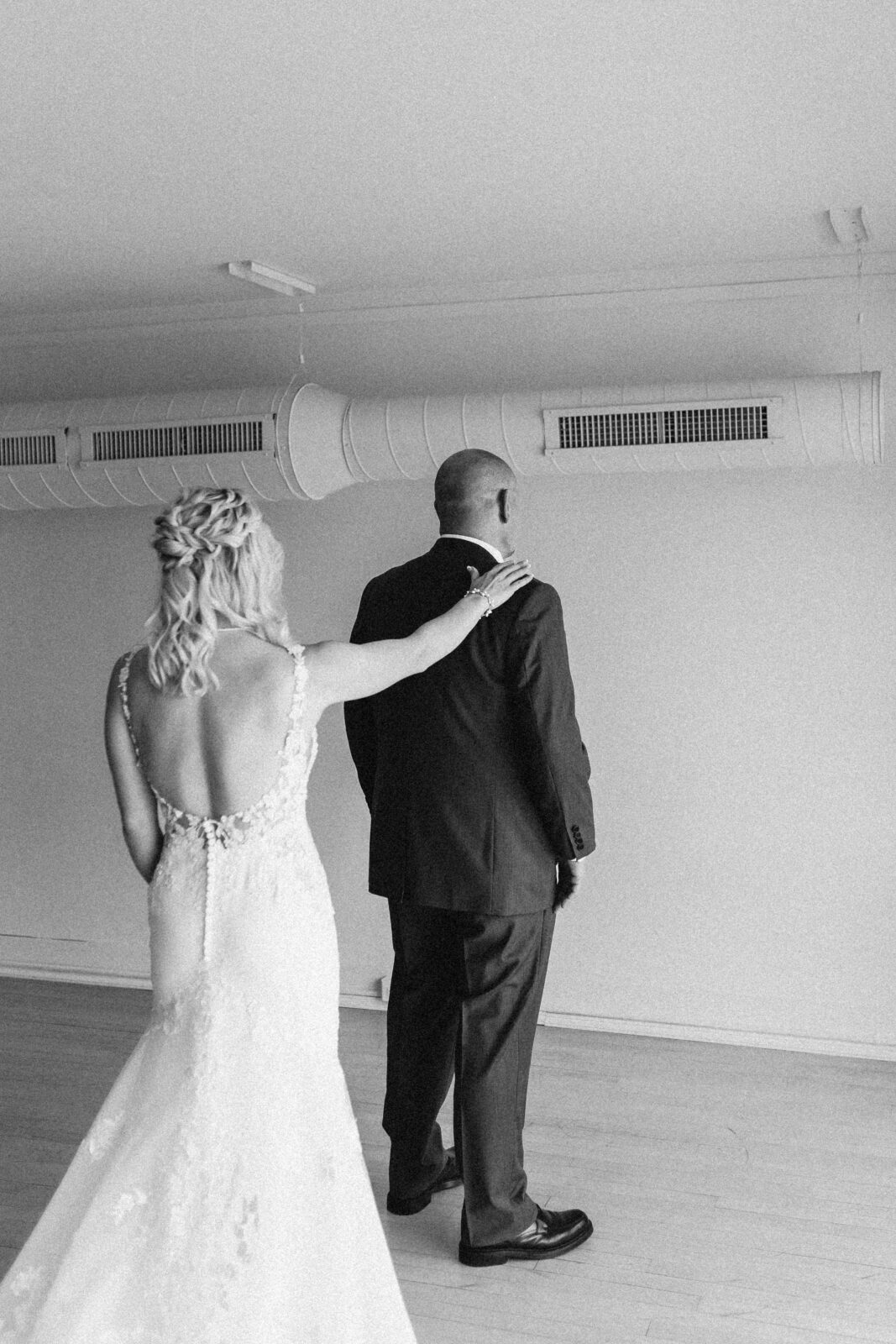 Mr. & Mrs. Emmrich | Romantic Wedding at The 513 Appleton, Wisconsin ...