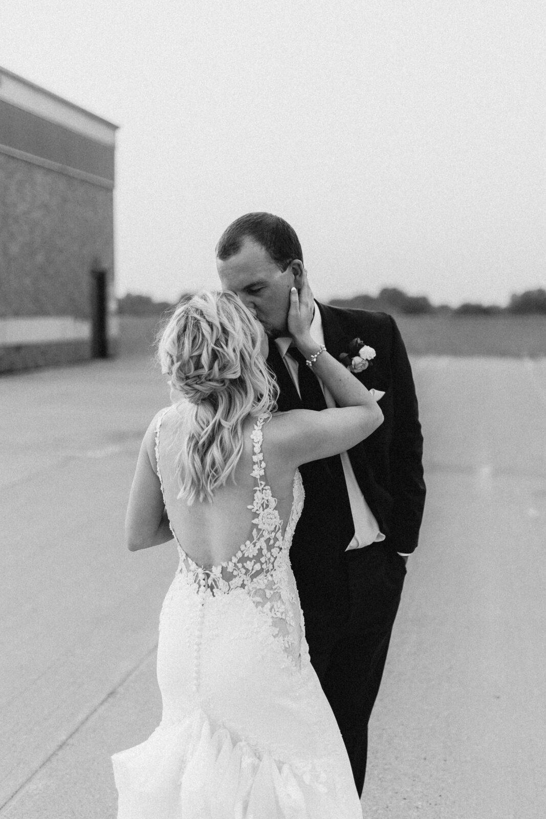 Mr. & Mrs. Emmrich | Romantic Wedding at The 513 Appleton, Wisconsin ...